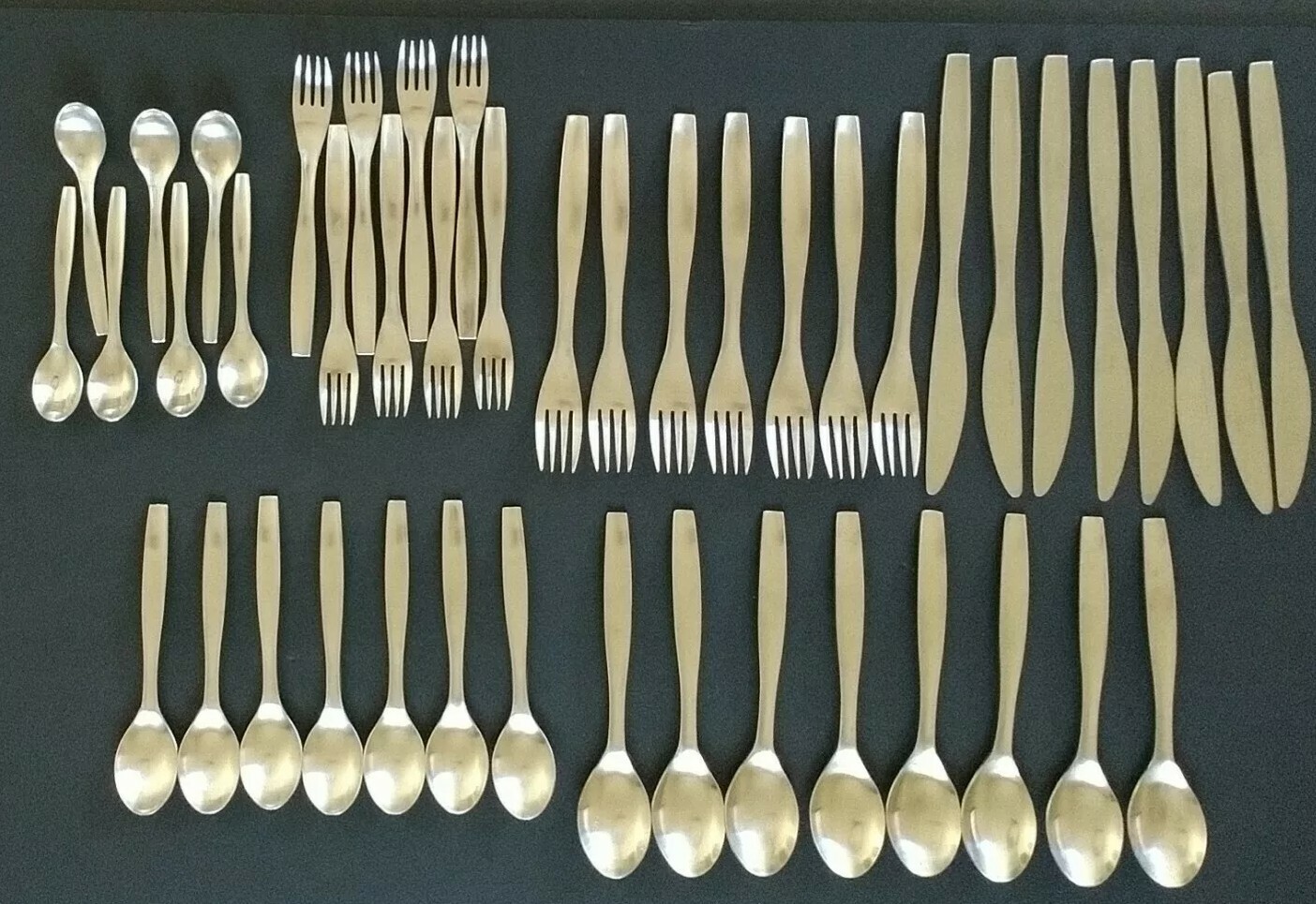 45 pc GS Gormet Settings 18/10 Silverware Flatware | eBay