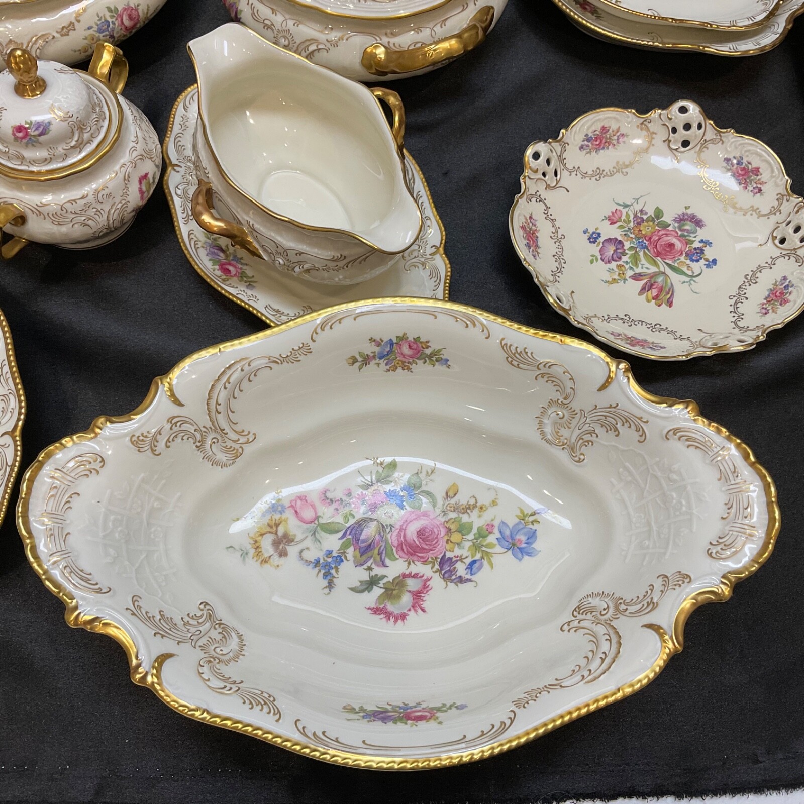 Hand Painted German Dinnerware Service for 12 Rosenthal Diplomat 123 Pc ...