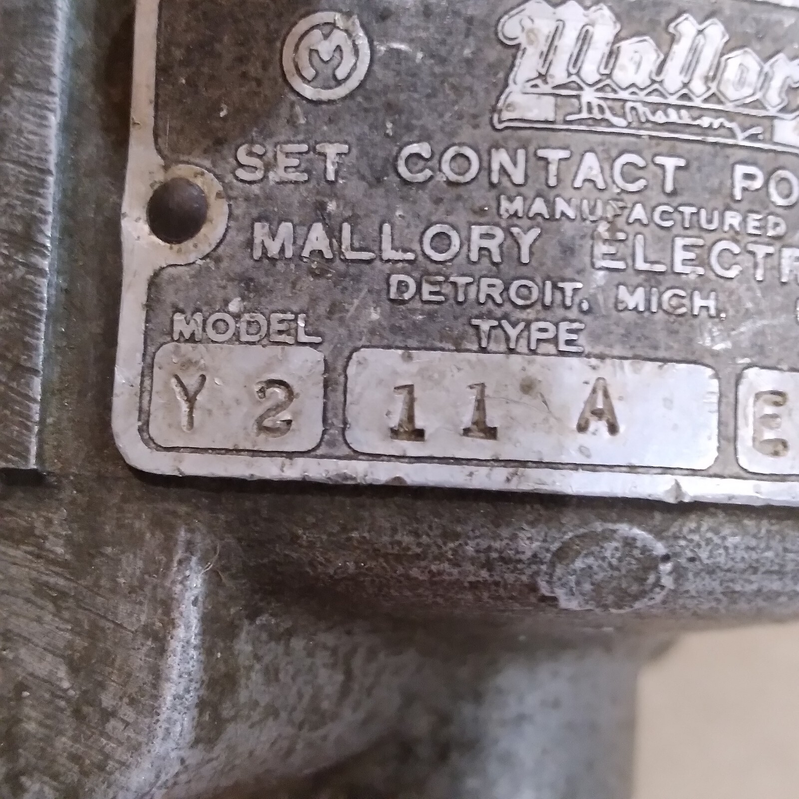 Mallory Vintage Distributor FORD 4 Cyl Model A B Y2 11A W/cap YC YL ...