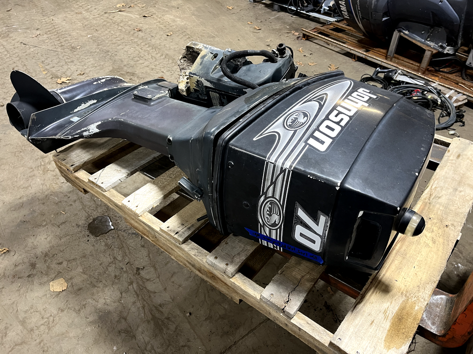 2001 Johnson 70 hp Carb 2-Stroke 20" Outboard Boat Motor Evinrude Prop ...