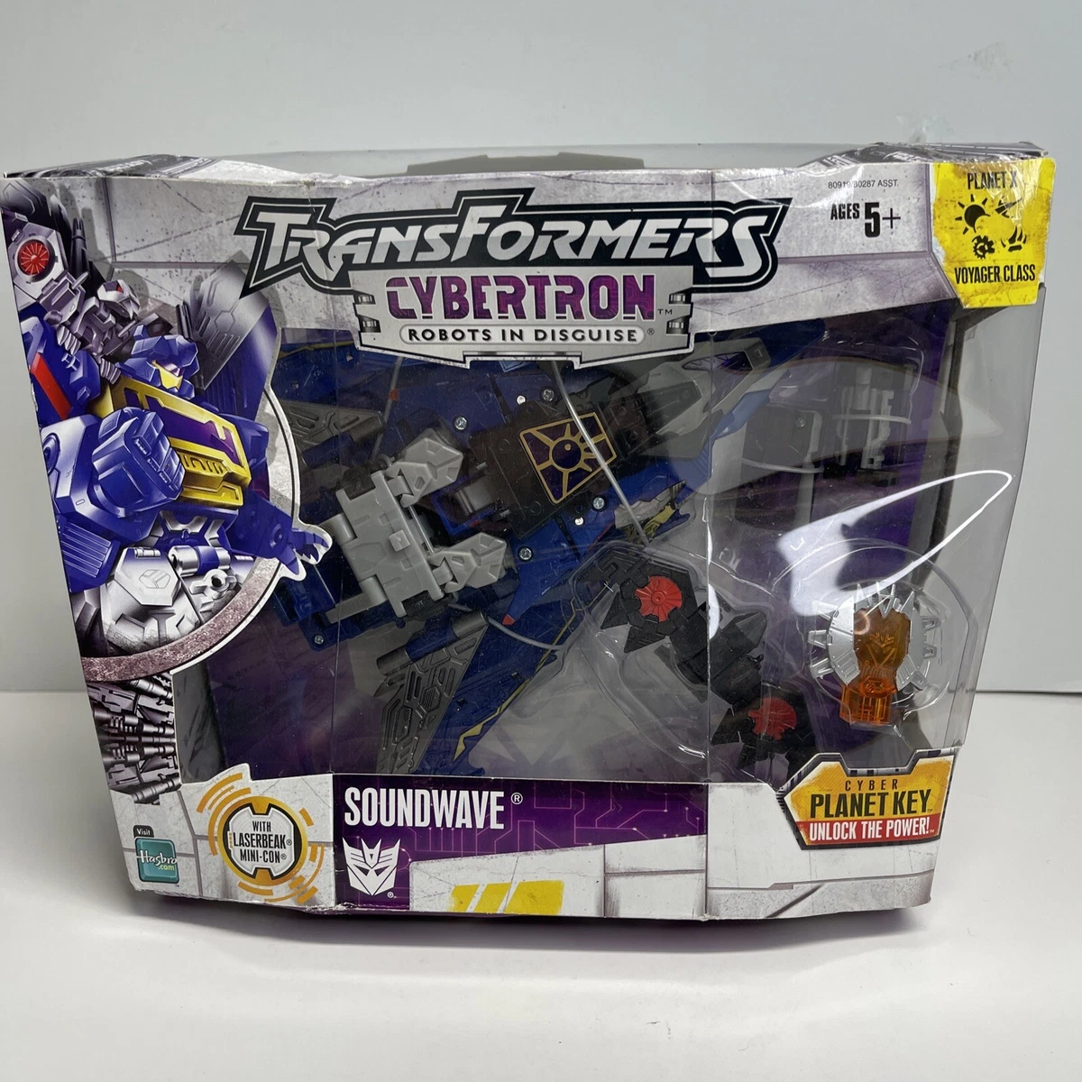 Transformers Cybertron Soundwave