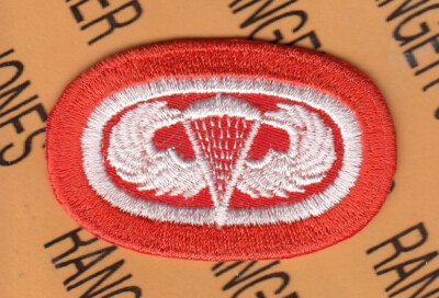 US Army WWII-1960's style 511th Signal Bn Airborne w/ wing para oval ...