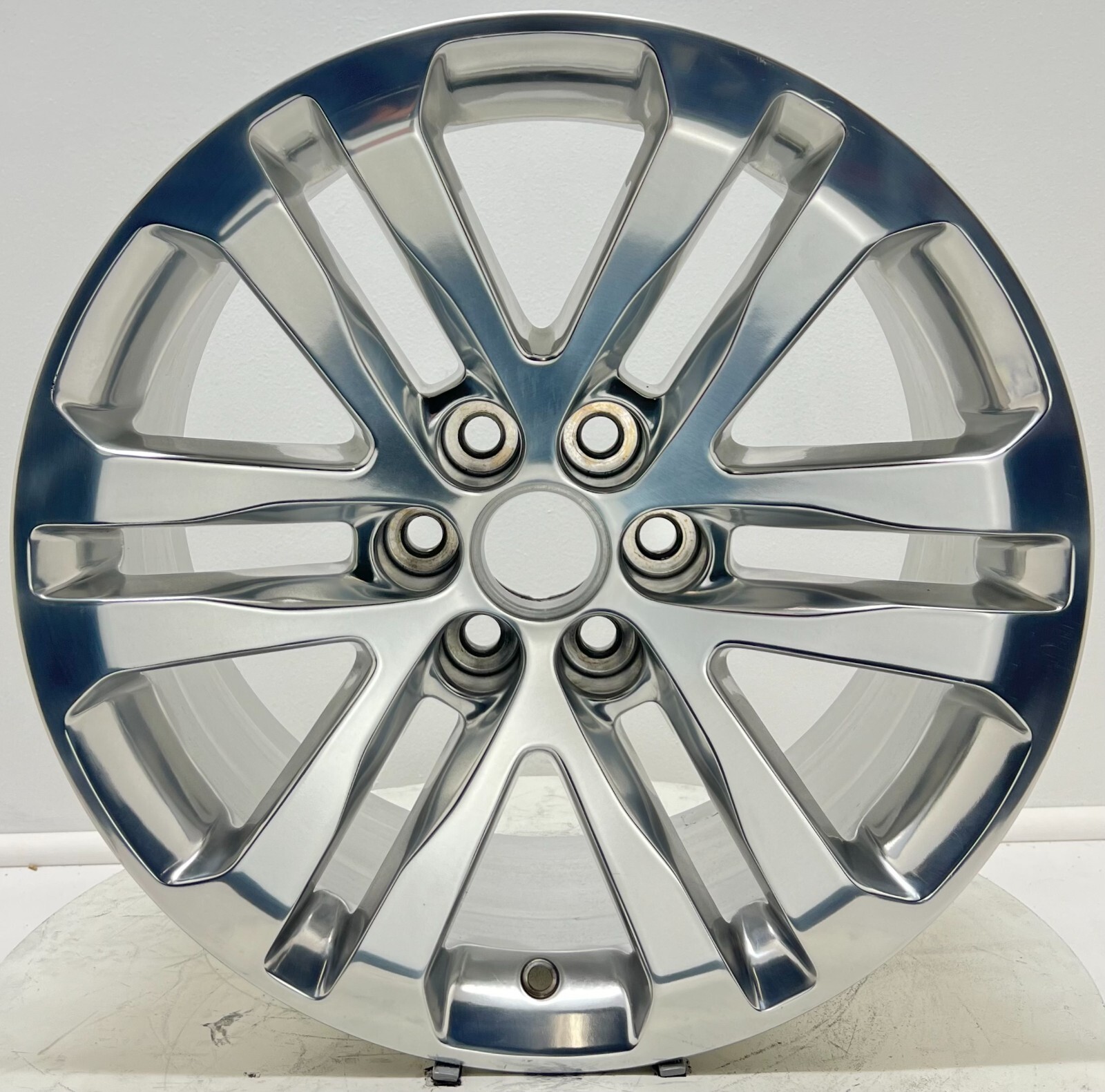 18x8.5 ET33MM 6x120 Polished Rim GMC Canyon 22901344 23243988 5694 | eBay