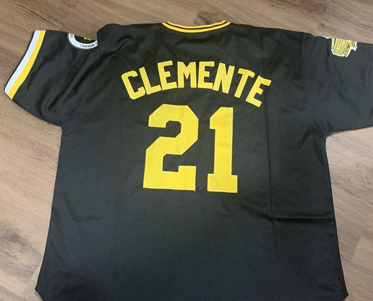 Mitchell & Ness Roberto Clemente Pirates 1971 Cooperstown Black Jersey ...