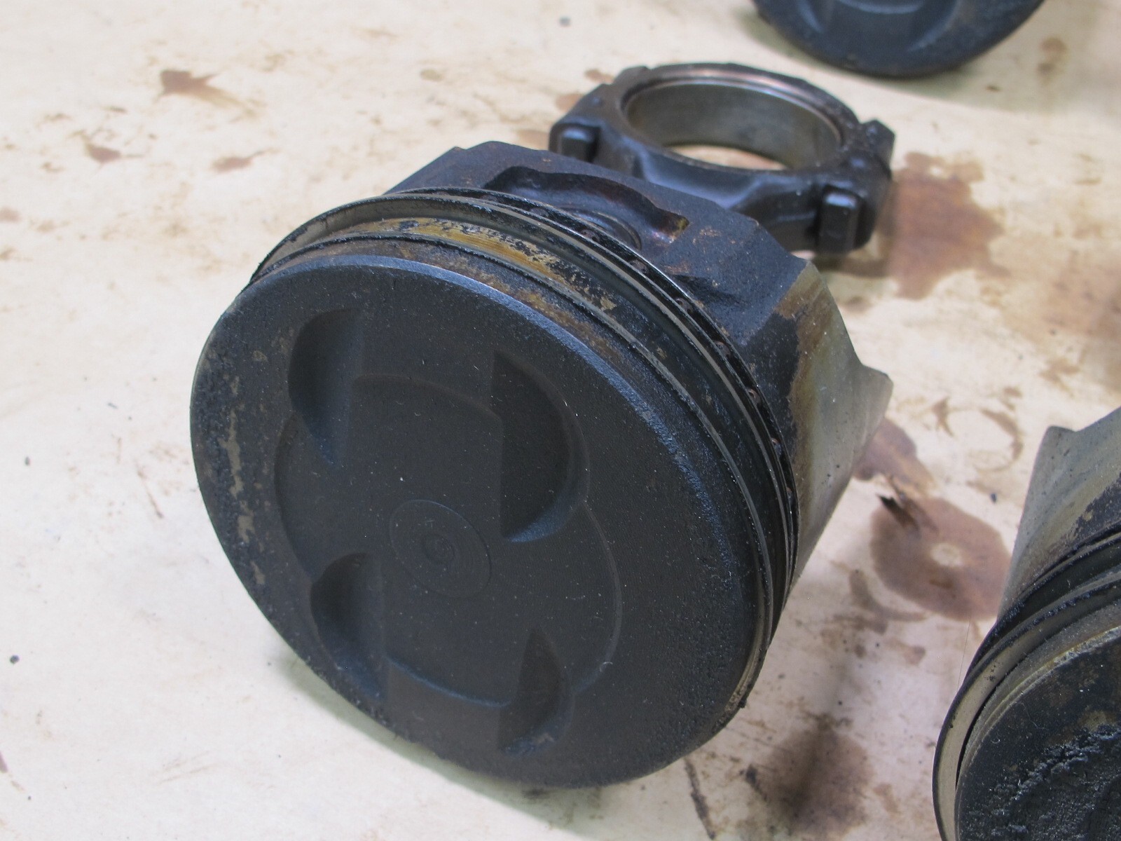 302 Ford 5.0 F2te-ba Connecting Rod Set Mustang Bronco Comet Mercury ...