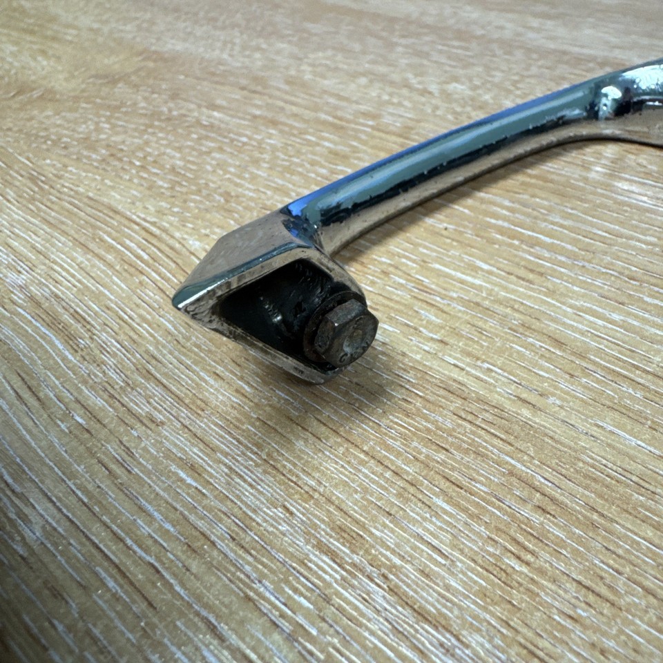 ROVER P6 HANDLE FOR BOOT LID/OUTER DOOR HANDLE FOR BOOT SPARE V8 3500 ...