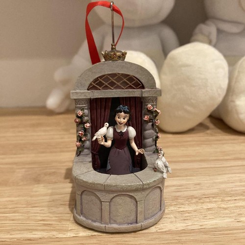 Snow White Ornament Disney Princess Thinking Figure Magic Mirror | eBay