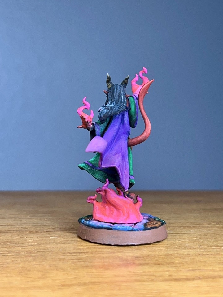 Painted Tiefling Sorceress Miniature, Pro Painted D&D DND Pathfinder ...