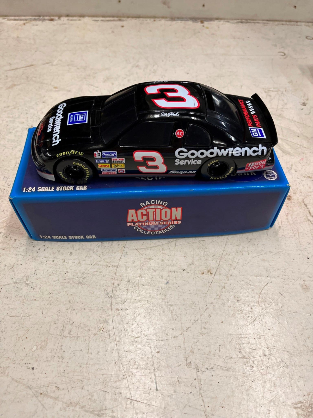 vtg 1995 racing action platinum series Dale Earnhardt Sr. diecast car ...