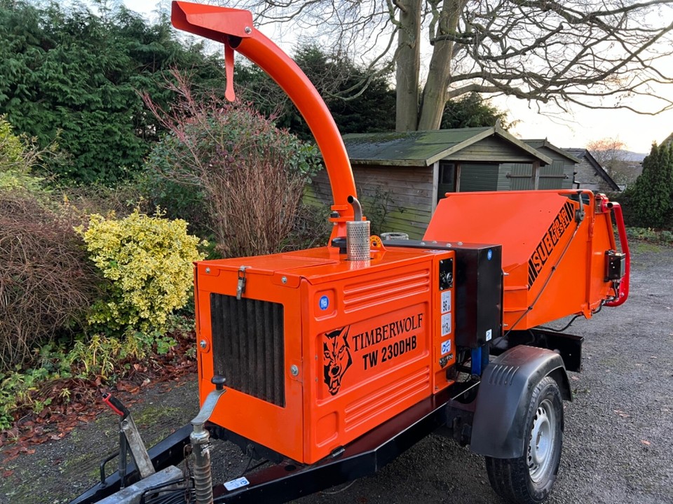 Timberwolf 230 DHB woodchipper shredder chipper 150 190 tree surgeon ...