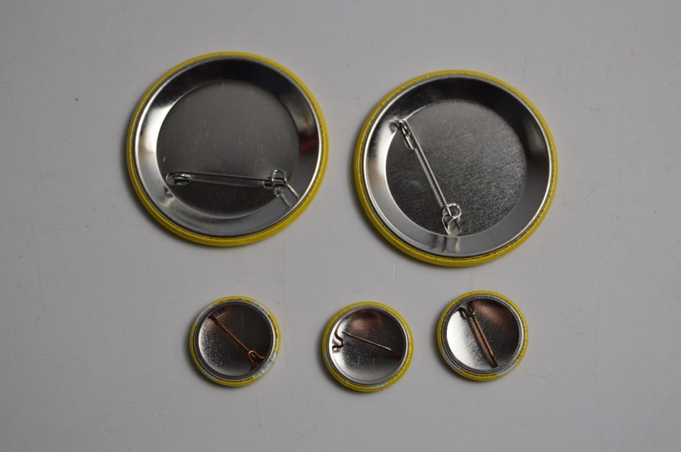 5 Vintage Yellow Dog Democrat Political Pinbacks Buttons Golden ...
