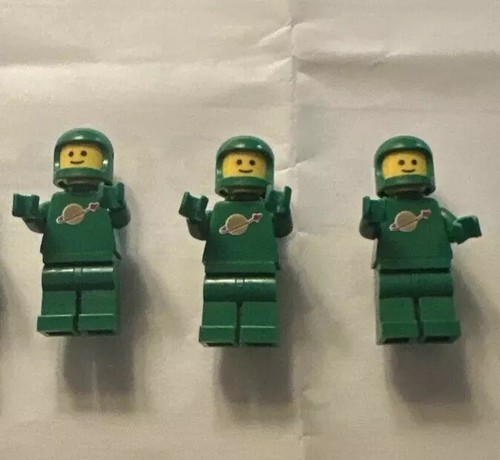 LEGO Lot Of 3 Classic Green Spaceman With Space Helmet / Air Tank Read ...
