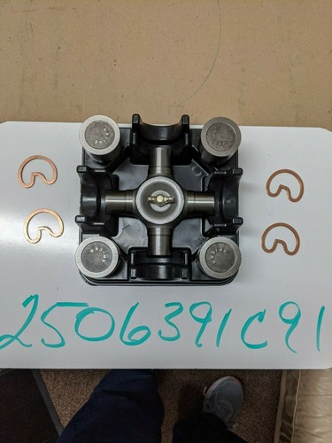 O.E.M. INTERNATIONAL 2506391C91 U-JOINT (SPL90X) | eBay