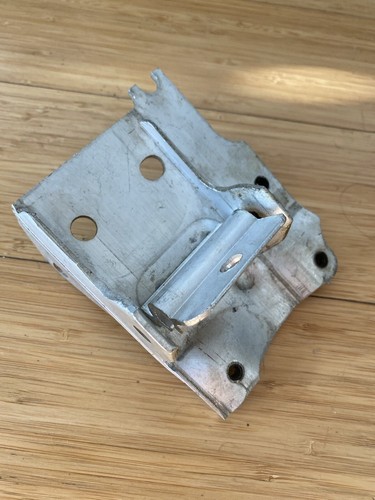 Bumper Bracket FRONT RIGHT for 09-16 BMW 528 535 550 740 750 ...