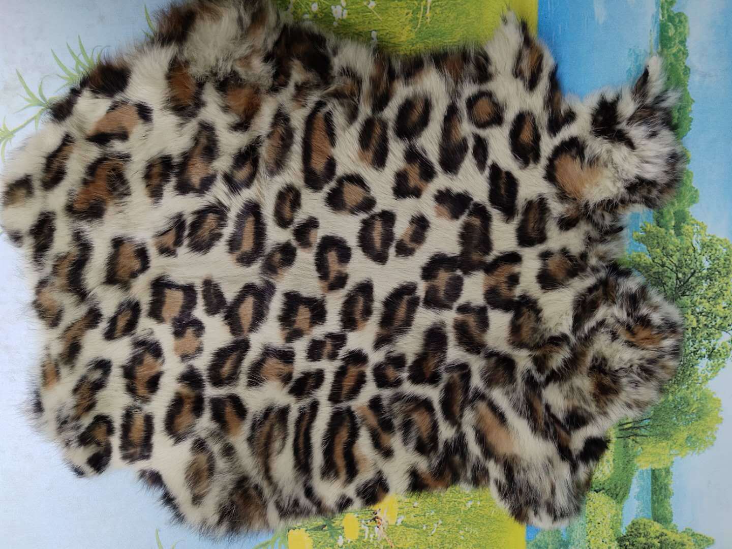 Genuine Naturally Rabbit Fur Skin Tanned Ocelot Bobcat Leather Hides ...