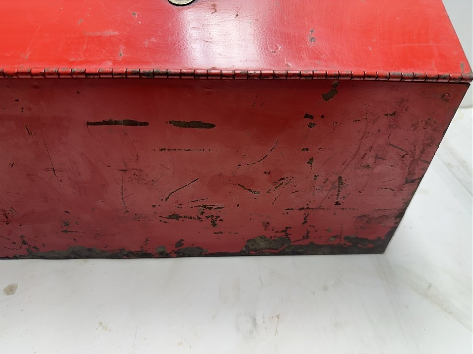 Vintage Metal Tool Box Red with White Road Runner Decal | eBay