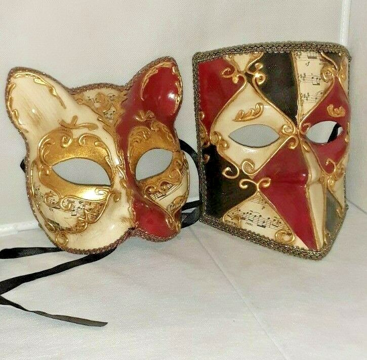 Venice Bauta Costume Venetian Packages, Red Hooded Cloak And Venetian