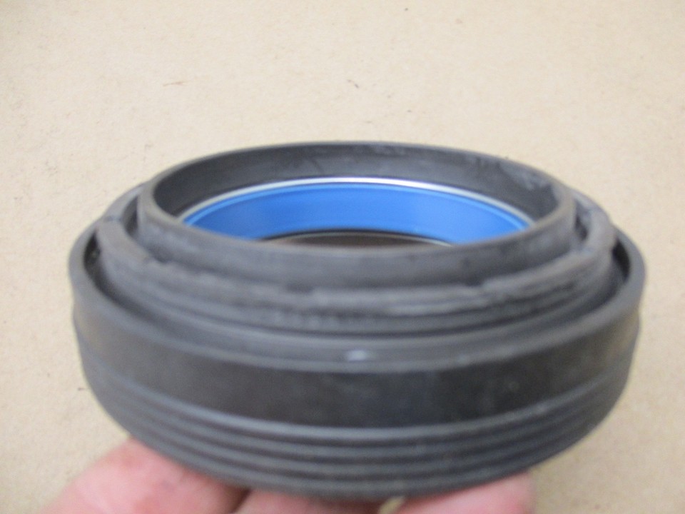 Ford oil seal F81Z-3254-CB (Provo Lot Bin B) | eBay