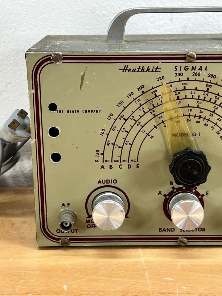 Vintage Heathkit Laboratory Type Signal Generator Model G-1 | eBay