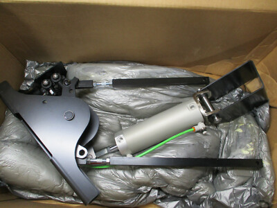 2520324C91 INTERNATIONAL BUS DOOR AIR VALVE BENDIX BUS DOOR VALVE ...