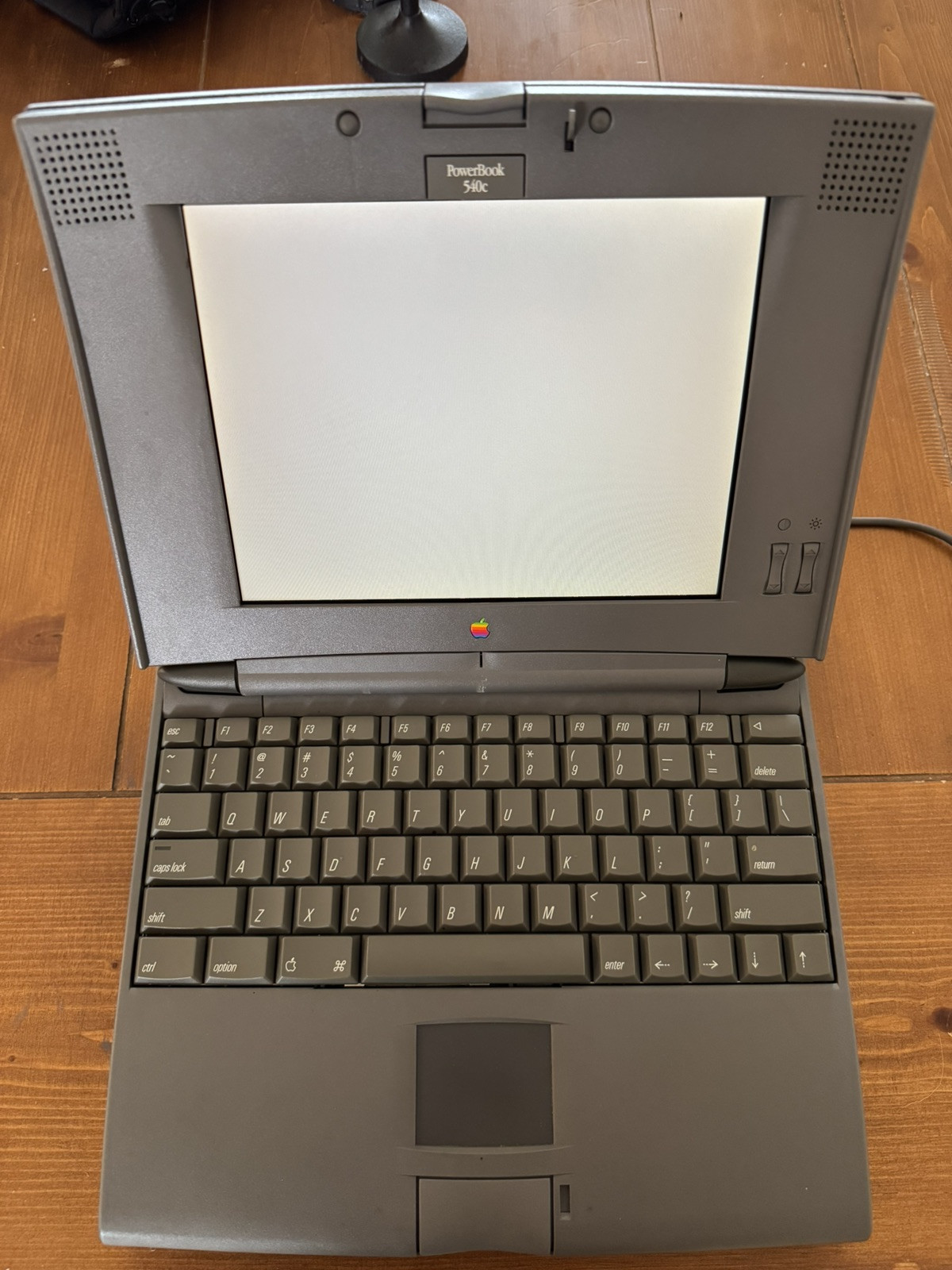 Powerbook 500 Series のeBay公認海外通販｜セカイモン