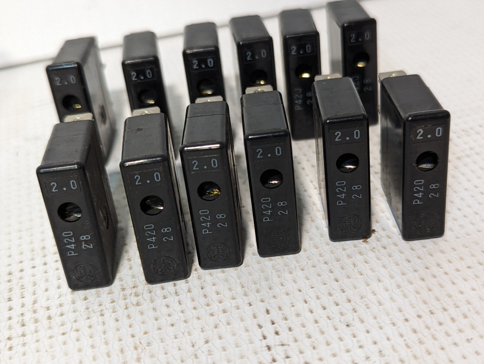 Lot of 6 Daito P420 (28) Alarm Fuses | eBay