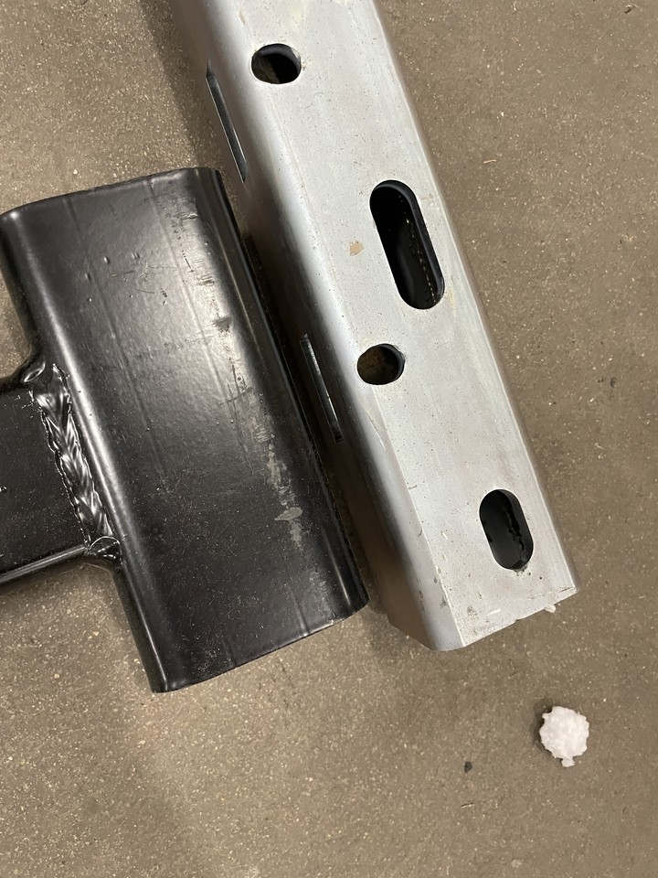 PULLRITE 4452 25K OE PUCK RAIL ADAPTER 2020 GM TRUCKS W/ PUCKS TRAILER ...