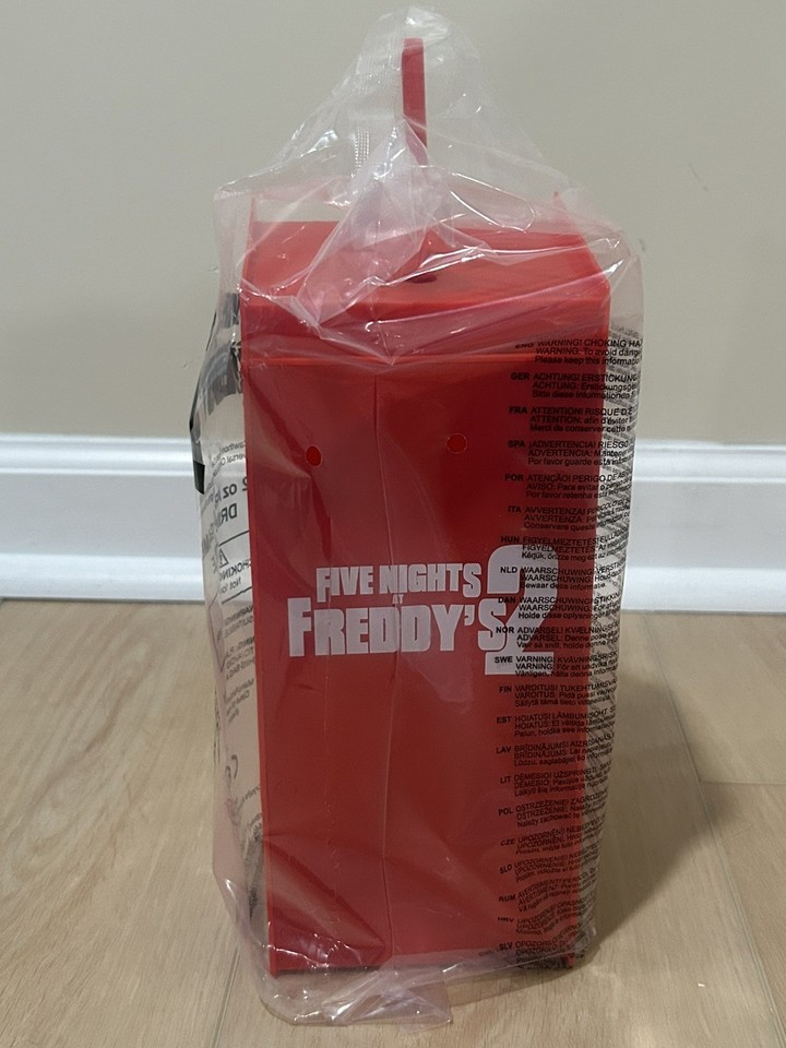 Five Nights at Freddys 2 FNAF 2 Arcade Drink Bottle NEW/SEALED, SHIPS ...