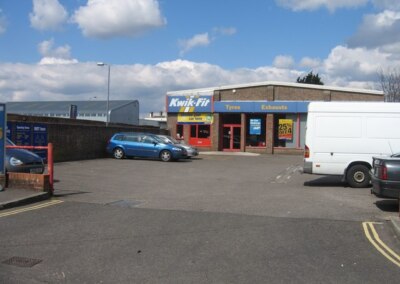 Photo 6x4 Kwik-Fit Southern Road Basingstoke c2008 | eBay UK