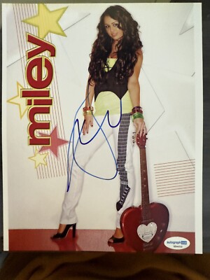 Miley Cyrus Sexy Hand Signed In Person Autographed 8x10 Rare Bold Sig ...