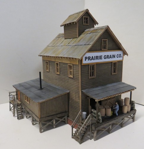 PRAIRIE GRAIN CO. BUILT. WOOD. HIGHLY-DETAILED. WEATHERED. UNIQUE ...
