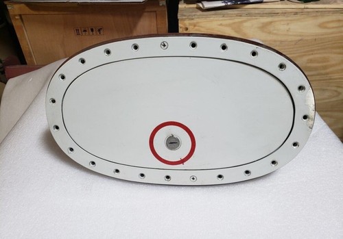 Boeing 737 wing fuel tank access panel - P/N: 112N6101-7 | eBay