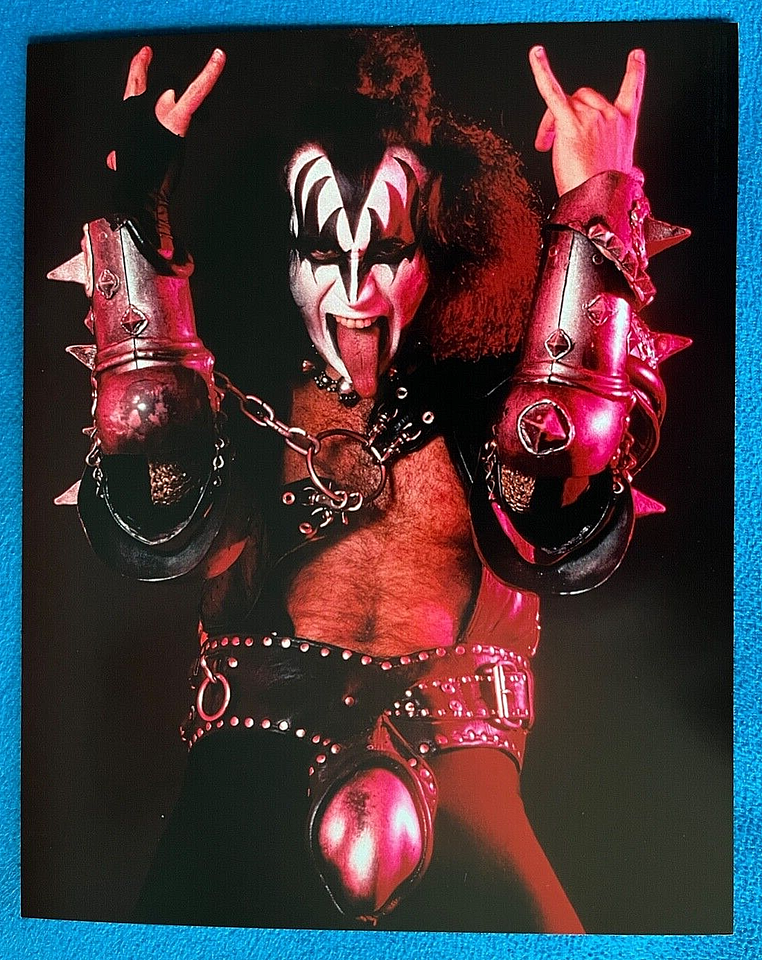 KISS Creatures Of The Night 2022 40th Anniv Color 8"X10" Photos Vinnie ...