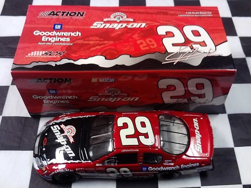 Kevin Harvick #29 Snap-On GM Goodwrench 2003 1:24 scale Action NASCAR ...
