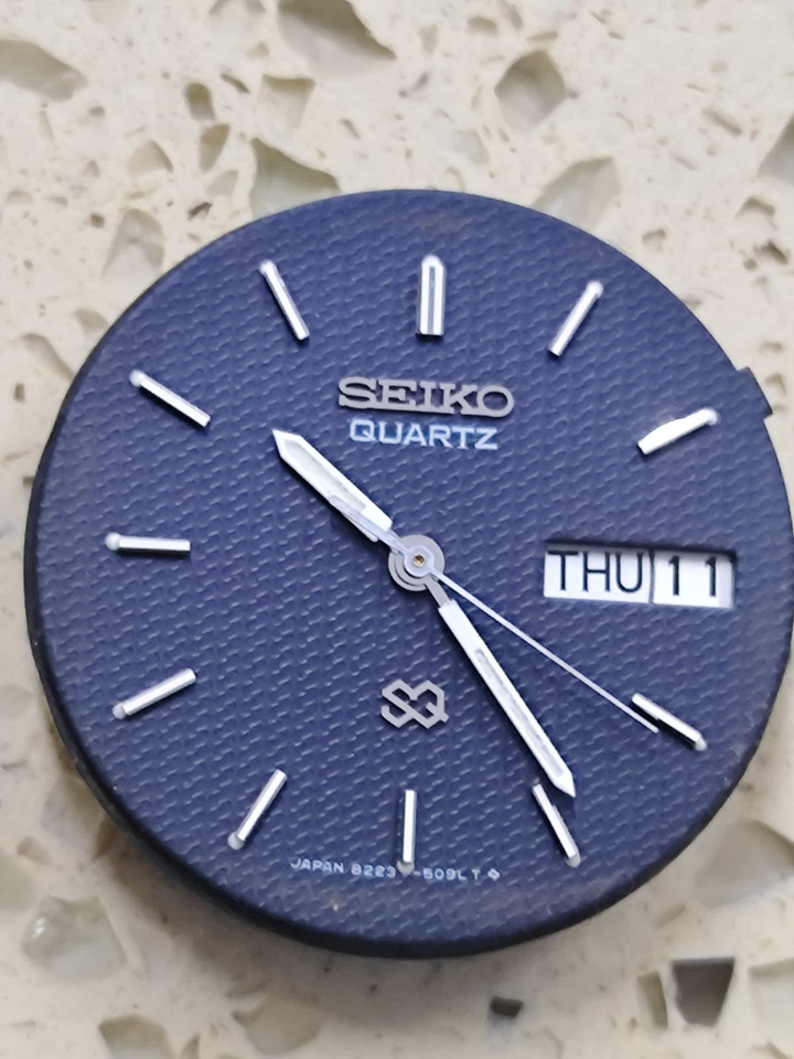 SEIKO 8223a Quartz Movement with Dial & Crown Not working for parts ...