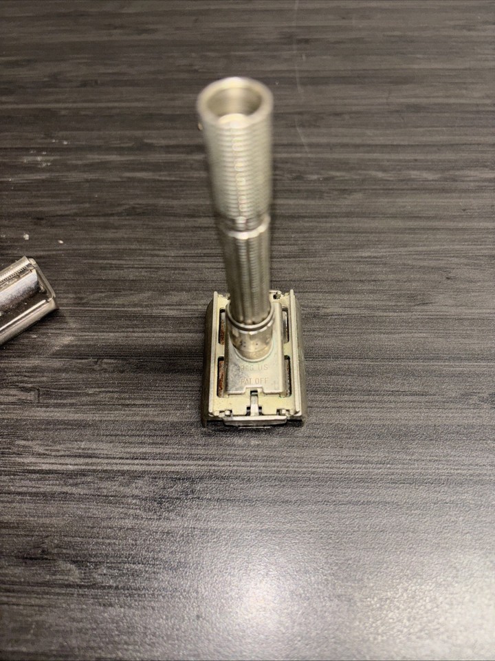 (2) Vtg 1959 Gillette Fat Boy Adjustable TTO Safety Razor Made in USA 2 ...