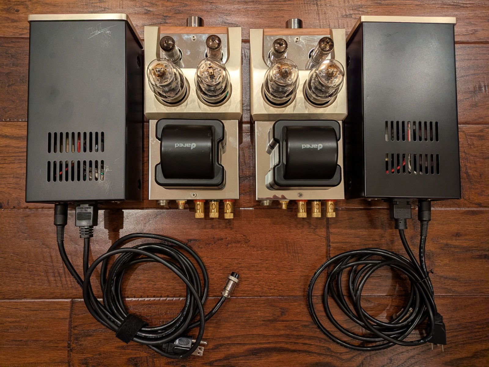 DARED VP-20 6L6 Mono Tube Amplifiers with Dual Power Supplies