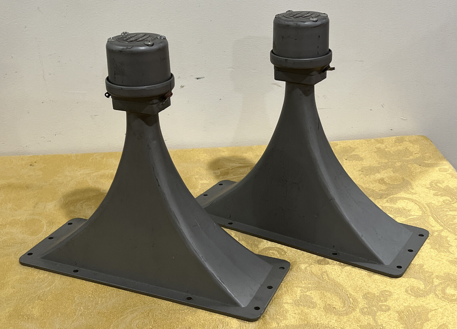 Electro Voice Wolverine Midrange Horn Speakers MR10 | eBay