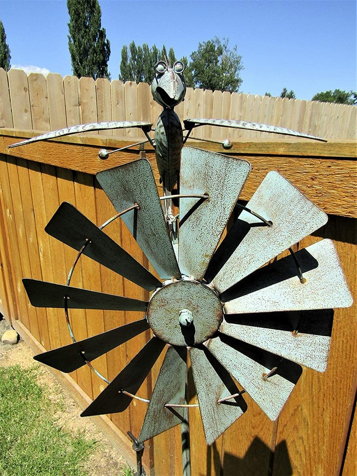 Whimsical Moving Kinetic Metal Bird w/Glasses Yard Stake Wind Spinner ...