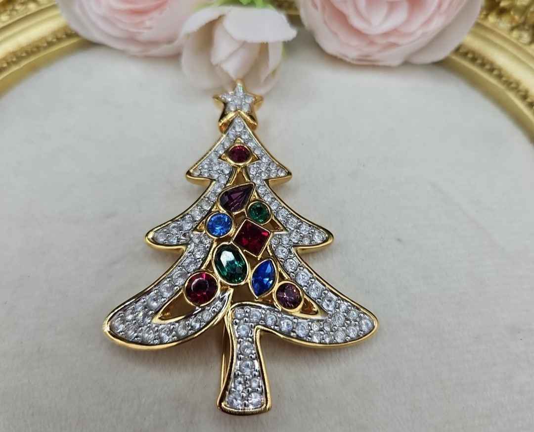 SWAROVSKI 2001 Crystal Christmas Tree Pin Red & Green… - Gem