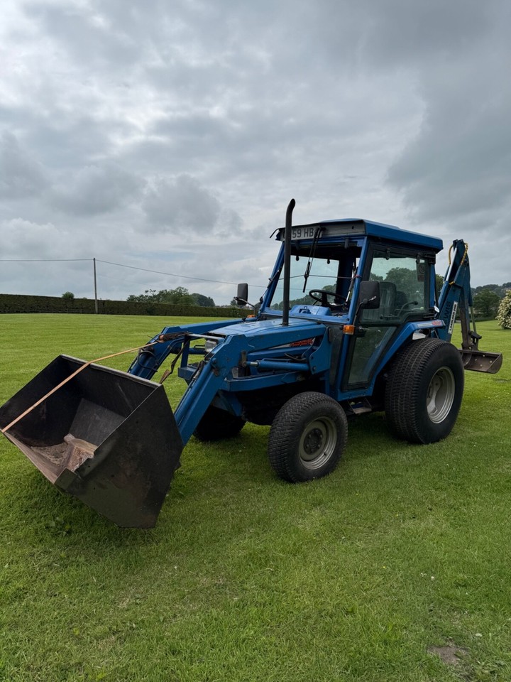 Iseki 530 compact tractor with loader and back actor which comes with 3 ...