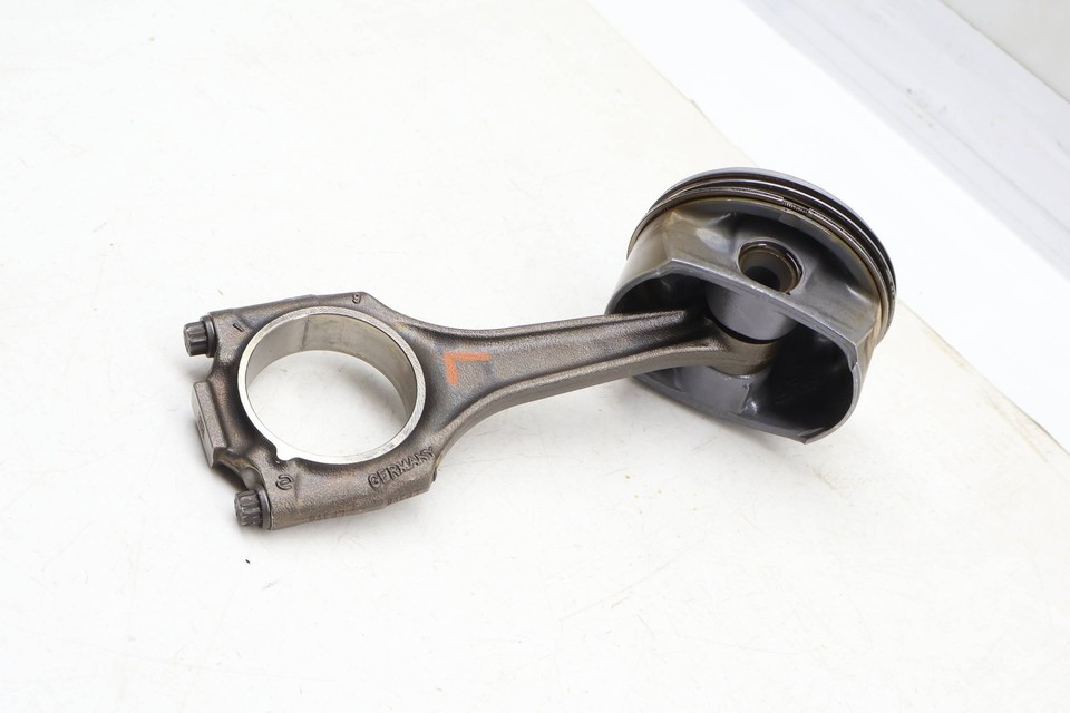 2010-2016 PORSCHE PANAMERA 970 - LEFT Piston / Connecting ROD ...