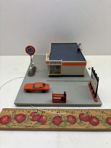 Ho Scale Buildings. Tyco Gas Station. Lot 15 | eBay