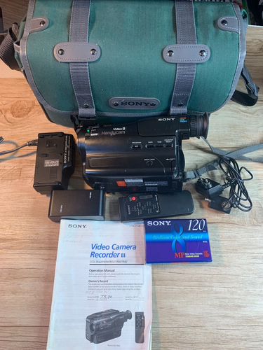 Sony Video 8 Handycam CCD-TR70 Camcorder: 1994: Vintage, With Case ...