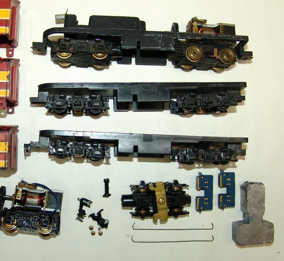 HO 1:87 PARTS LOT VARNEY F3 & SWITCHER DIESEL ENGINE SALVAGEABLE PARTS ...