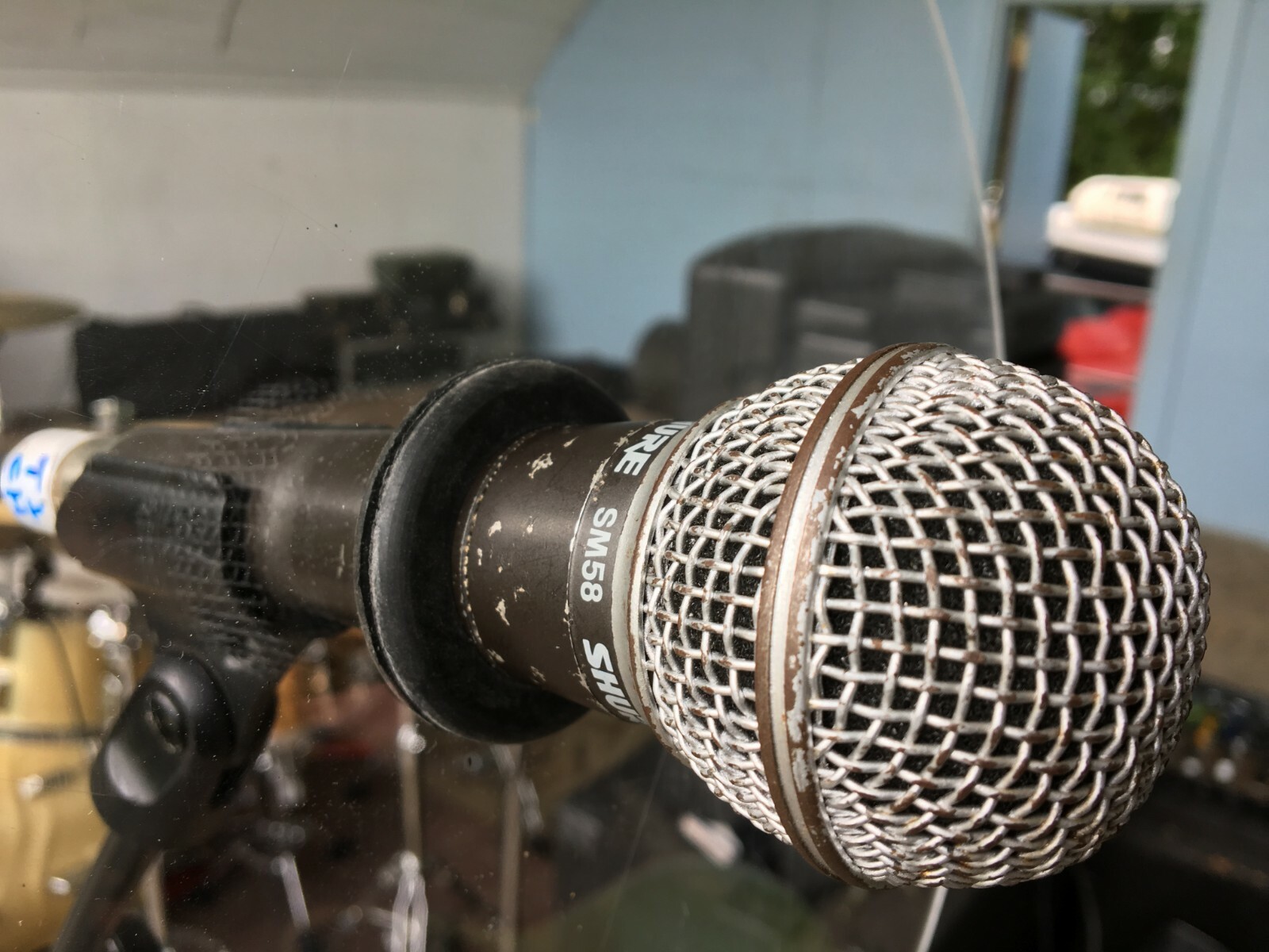 Trumpet microphone reflector shield for live sound monitoring, fits ...