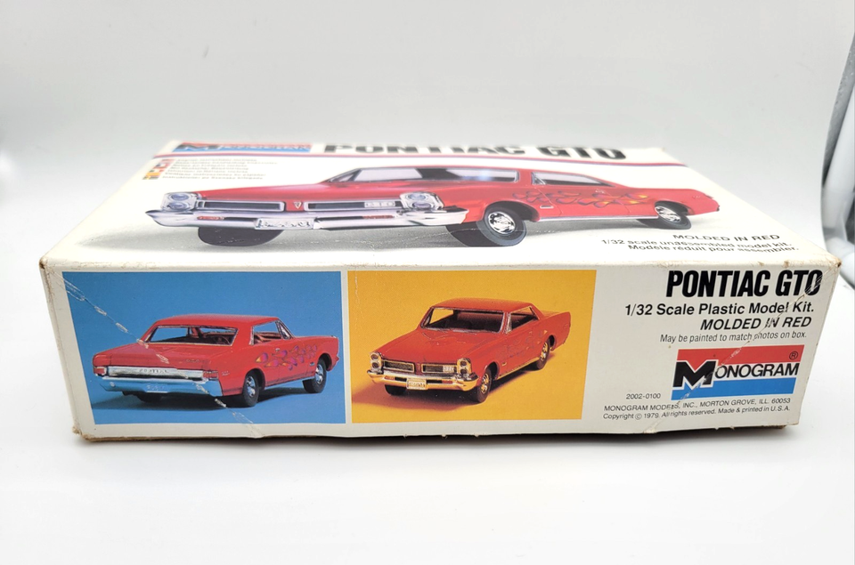 Monogram 1/32 Scale 1965 Pontiac GTO Model Kit 2002 2 Door Hardtop ...