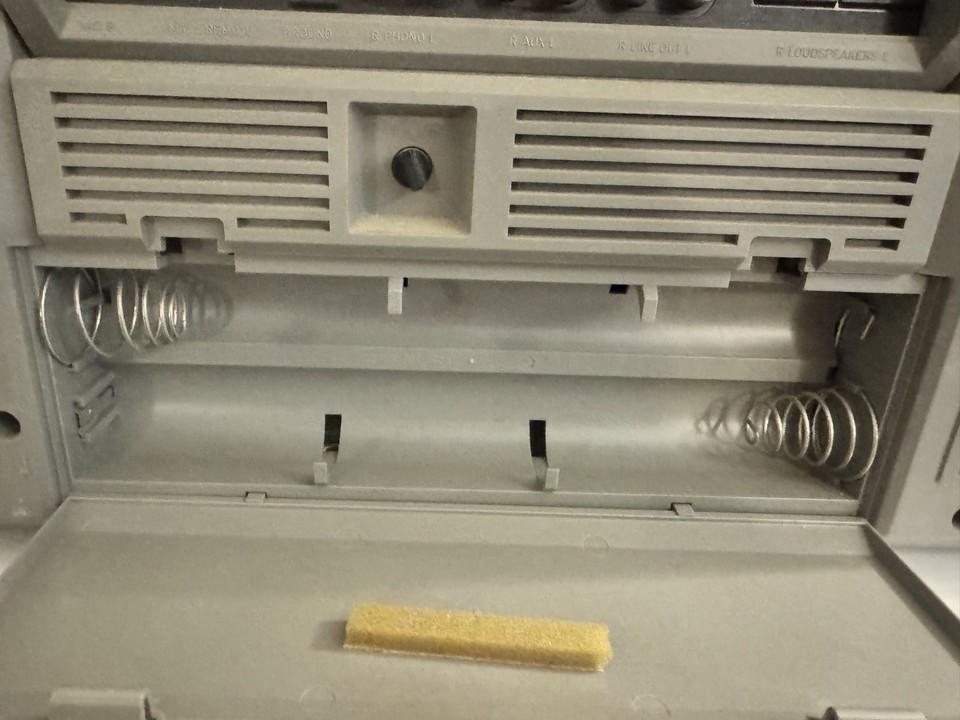 Philips D8614 Stereo Radio Cassette Player cassette deck need fixing ...