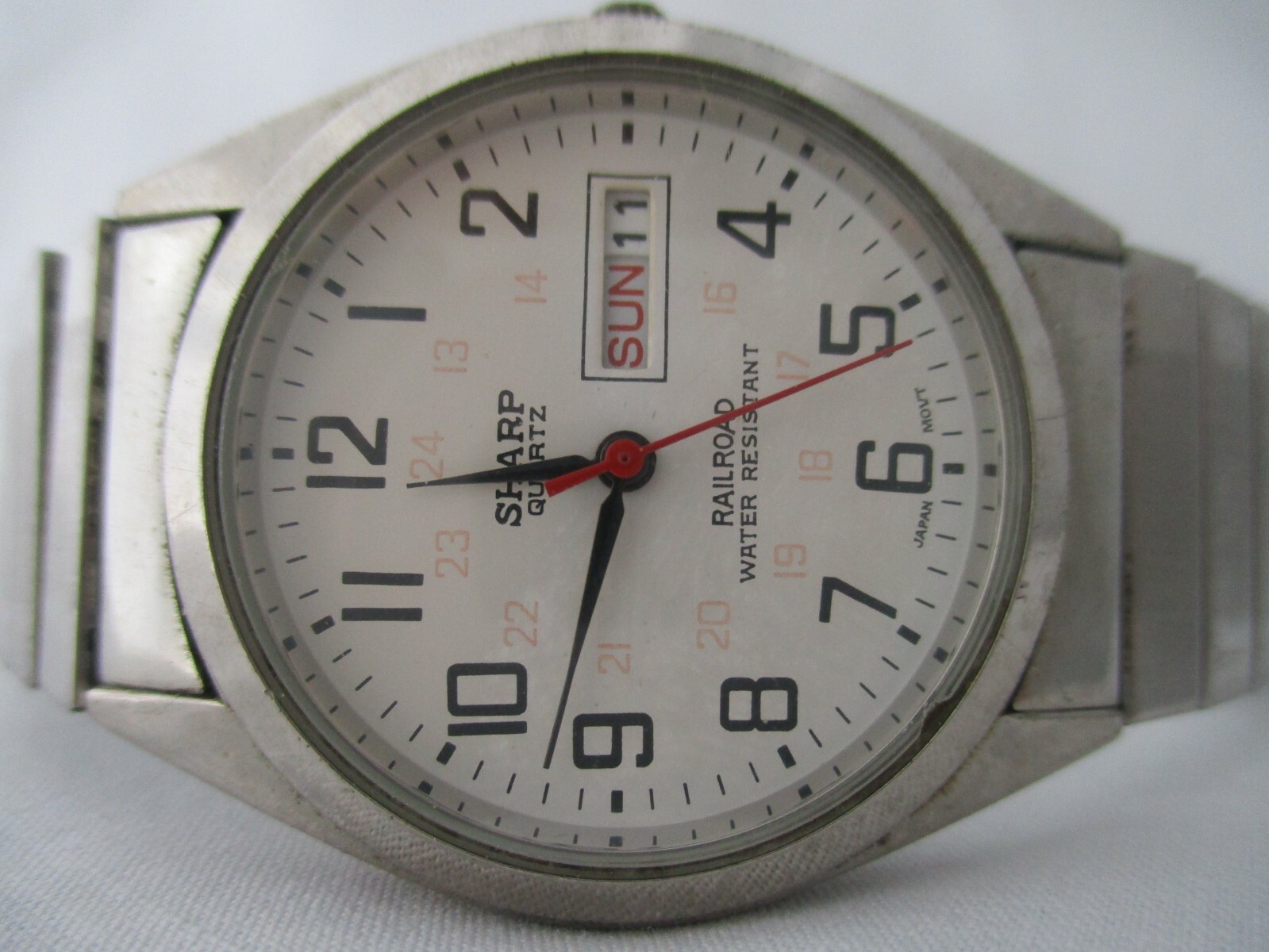 Sharp Railroad Wristwatch Day Date Indicator Silver Tone Expansion Band ...