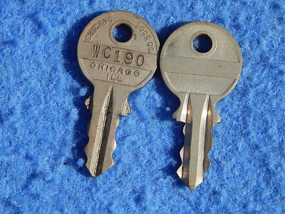 Wurlitzer Key WC 190 - Chicago Lock - wall box or cash box key ...